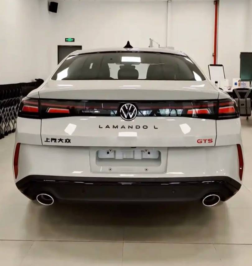 觉得高尔夫GTI小的，又可以看凌渡L GTS了_搜狐汽车_搜狐网