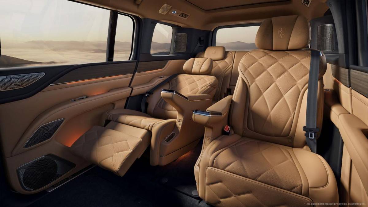 预售价130万，仰望U8L鼎世版树立行政豪华SUV新标杆_搜狐汽车_搜狐网