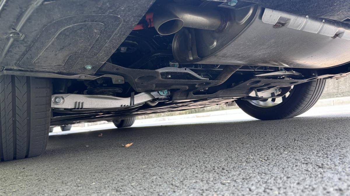 叫板“56E”？奇瑞风云A9L超详细试驾报告_搜狐汽车_搜狐网