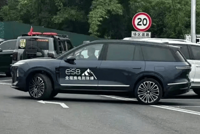 全新蔚来ES8 实车曝光，8月20日预售_搜狐汽车_搜狐网