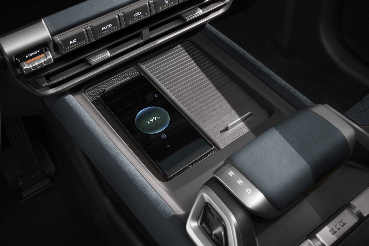 谁才是“全能方盒子”？深蓝G318无忧穿越版VS BJ40增程版_搜狐汽车_搜狐网