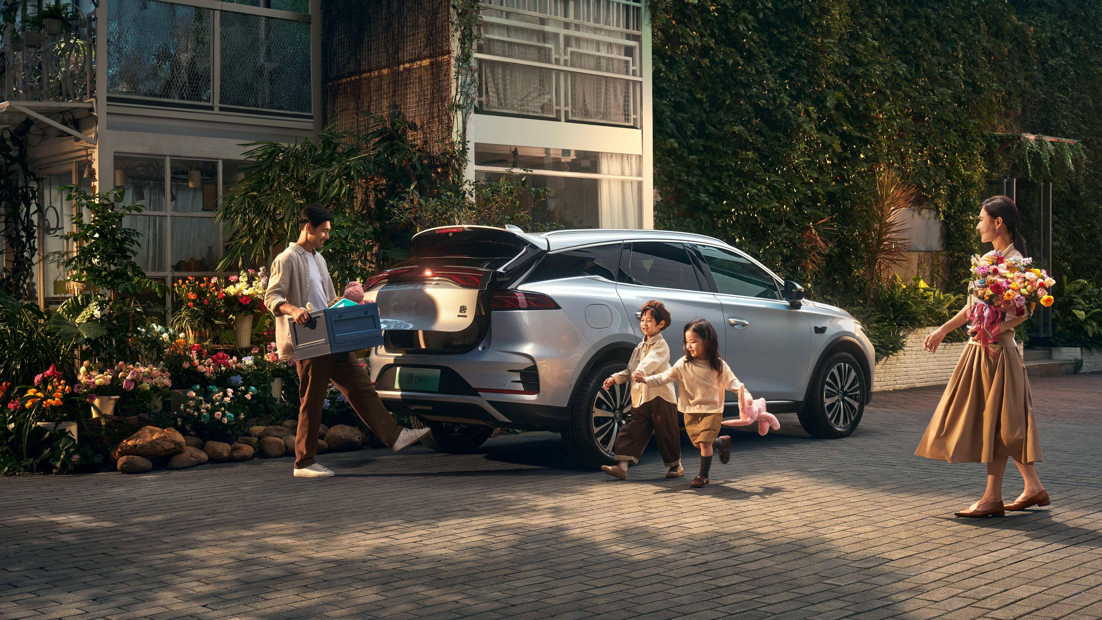 唐DM-i 175KM版智能与安全“断代领先”，给家庭顶配体验_搜狐汽车_搜狐网