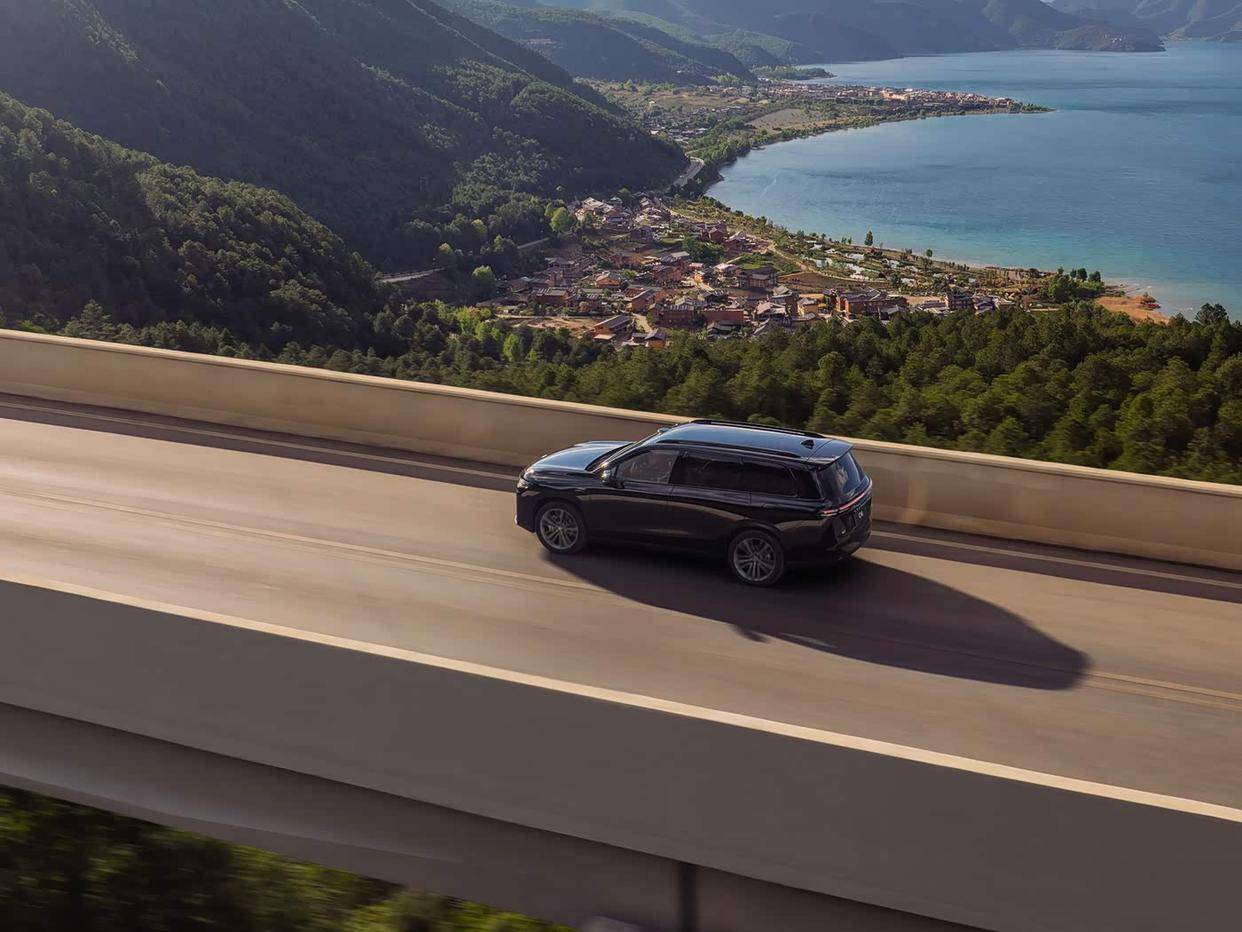 从心出发，为家而来，零跑C16以六座布局与智能科技展现SUV新态度_搜狐汽车_搜狐网