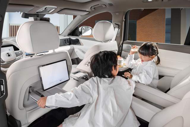 29.98万起，腾势N8L让“家人全票通过”的豪华大六座SUV真正落地_搜狐汽车_搜狐网