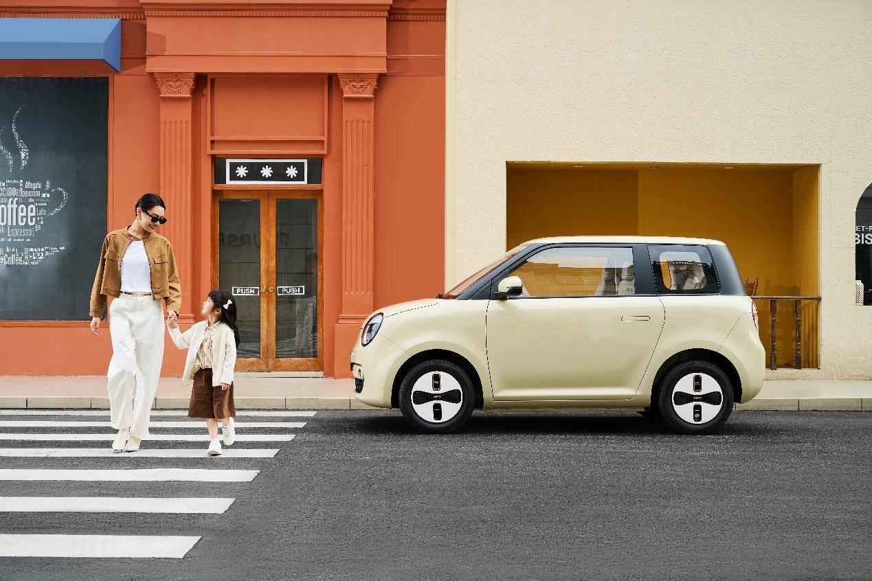 宝妈接娃代步神器，Lumin宝藏版4.79万起_搜狐汽车_搜狐网