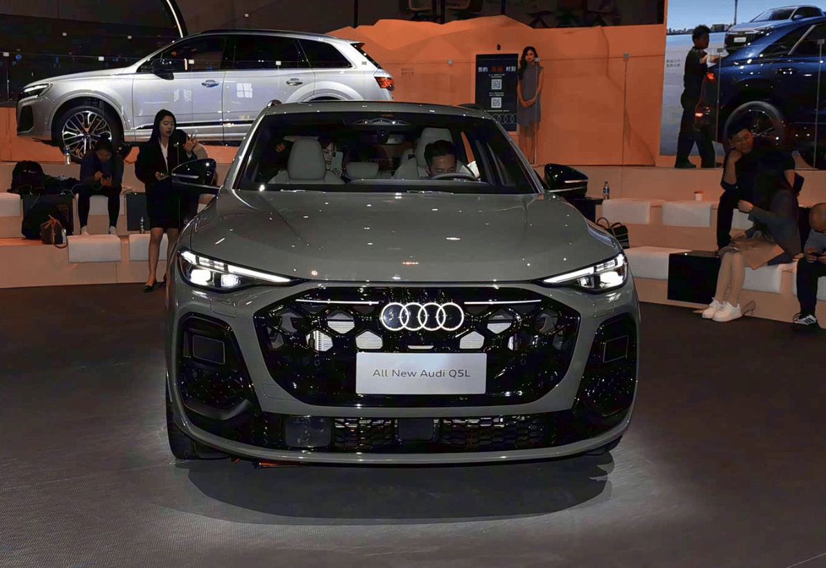 12月上市！全新Q5L全面升级，265马力，配四块大屏，搭载华为智驾_搜狐汽车_搜狐网