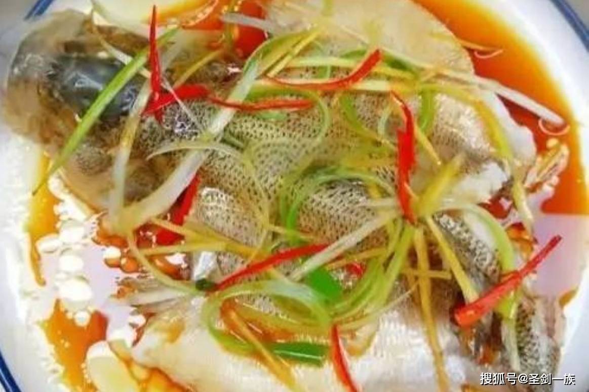 分享八道适合寒冬吃的家常菜，简单易做，暖身暖胃，好吃不油腻_杏鲍菇_食材_蚝油