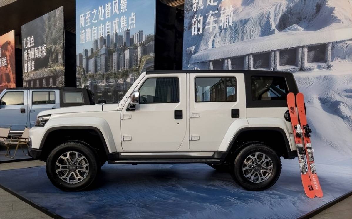 硬派越野新标杆！北京越野BJ40探险家上市_搜狐汽车_搜狐网
