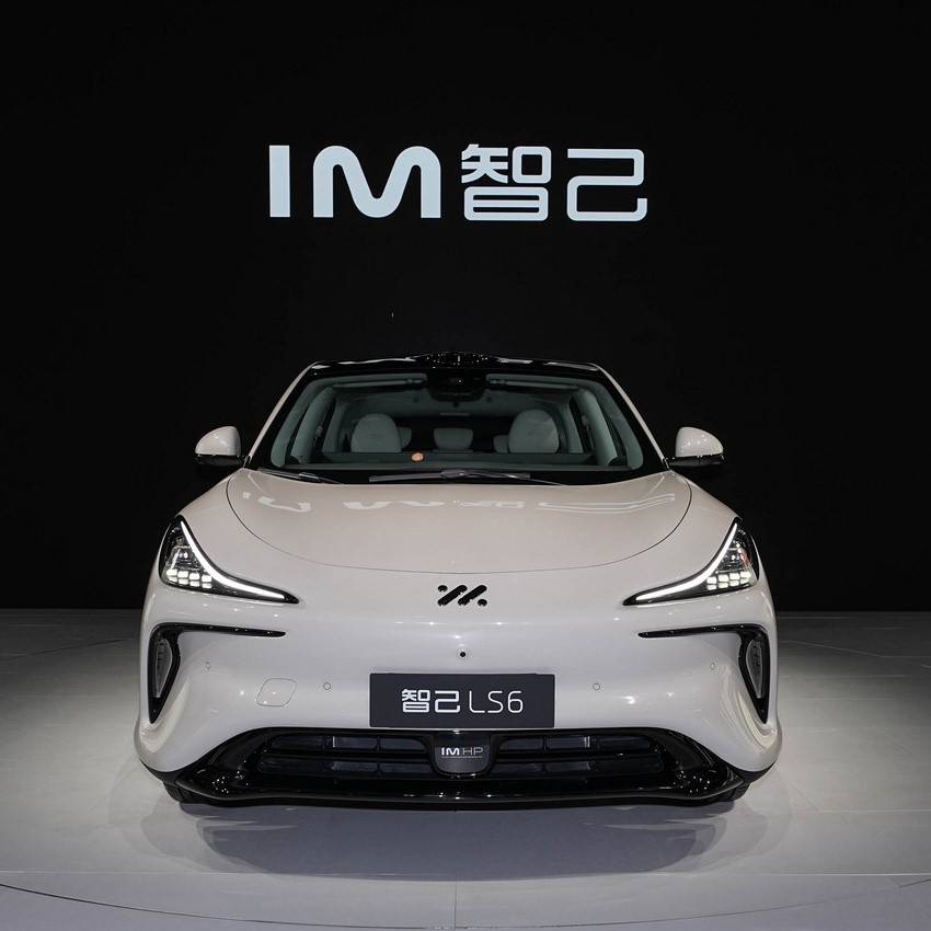 智己汽车 IMOS 2.7.0大焕新，城市NOA如约上线_搜狐汽车_搜狐网