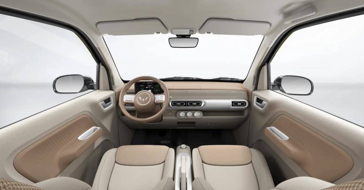 五菱宏光MINIEV新车型，215km续航+快充，4万出头你买不买？_搜狐汽车_搜狐网