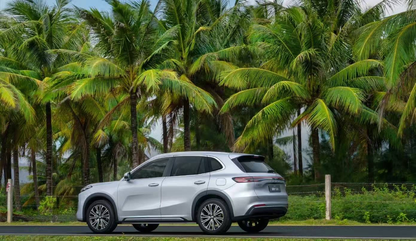 选比亚迪宋Pro DM-i还是它 吉利银河星舰7 EM-i上市48天累计交付破3万辆_搜狐汽车_搜狐网