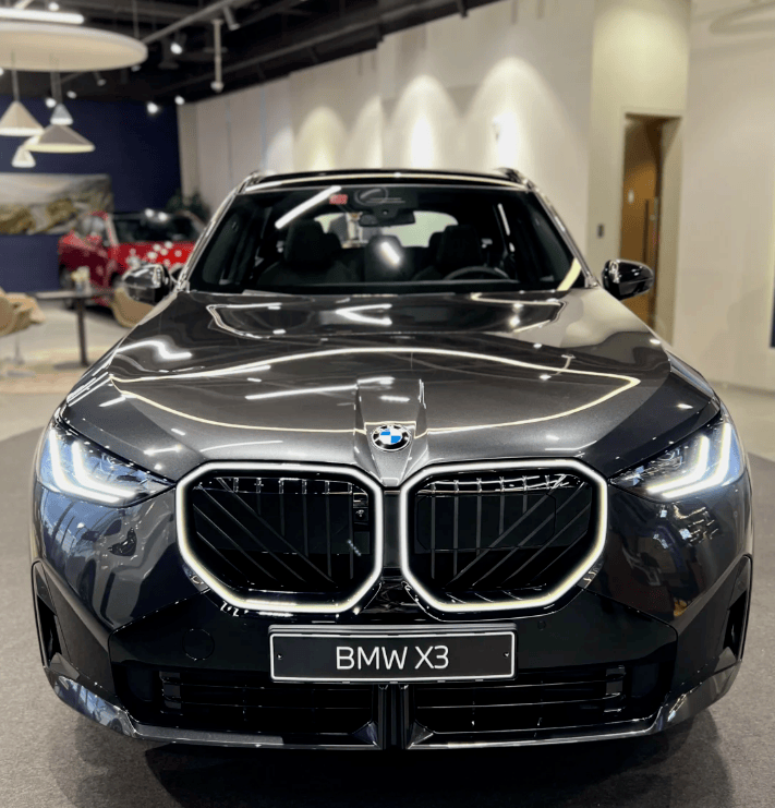 BBA大战打响！新X3L劲爆35万，配2.0T+48V混动！奔驰GLC降10万对打，谁是真香王？_搜狐汽车_搜狐网