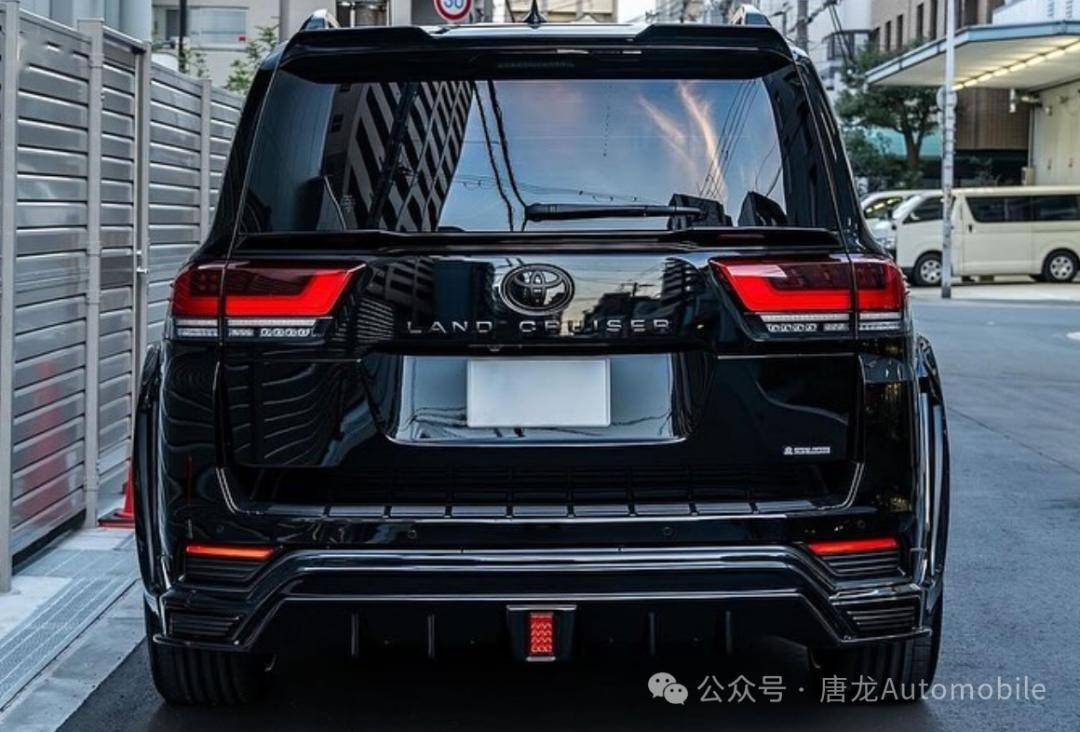 【陆巡最帅改装】1886 x 丰田 LC300 Wald Black Bison：时尚与力量的完美融合_搜狐汽车_搜狐网