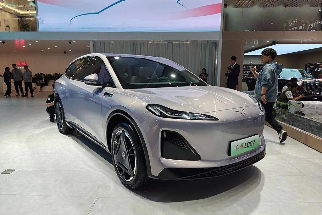 2024北京车展：红旗E007概念车首发亮相_搜狐汽车_搜狐网