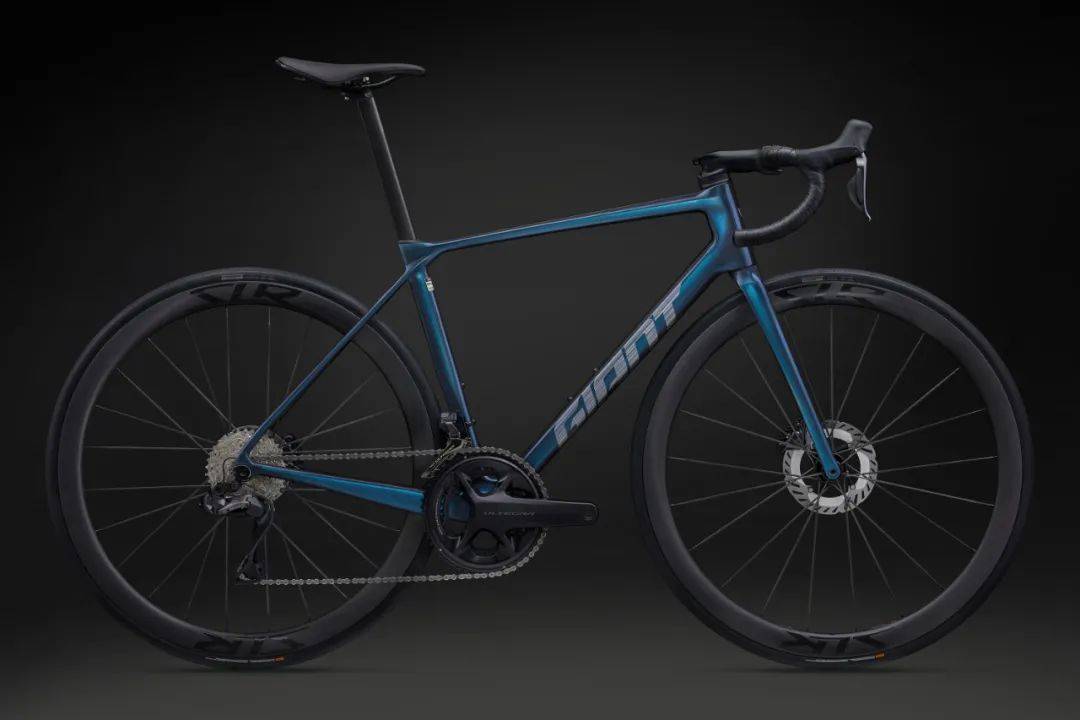 经典延续：Giant十代TCR Advanced Pro 0 Di2公路车骑乘体验_搜狐汽车_搜狐网