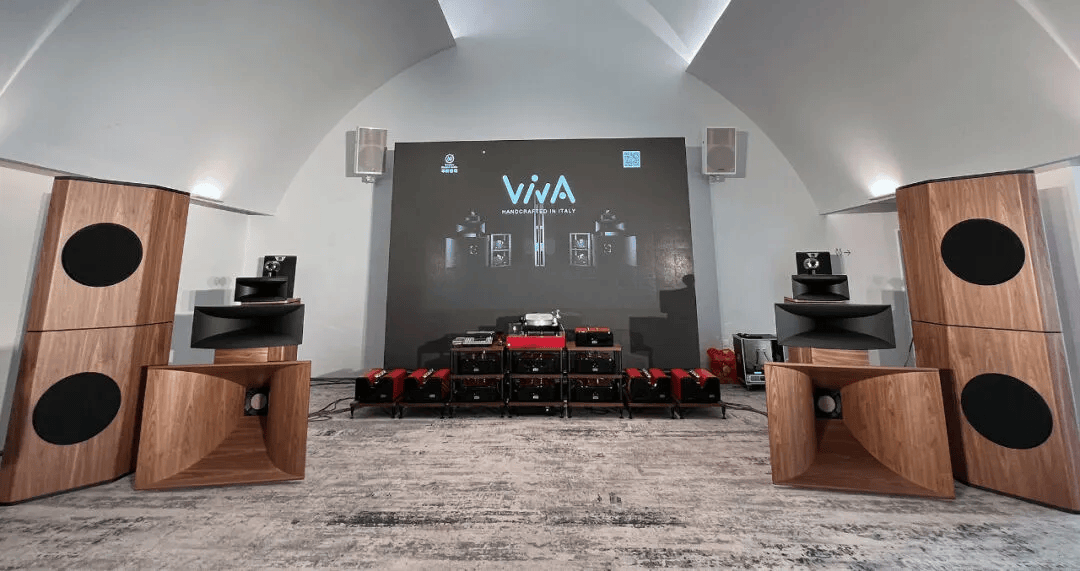 【器材测评】原来，音响真的可以让人热血沸腾：意大利Viva Audio旗舰号角系统Master Horn System_Amedeo