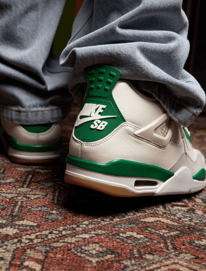 Nike SB x AJ4还有新配色，还要一个月同时发售两款....._Jordan_Air_消息