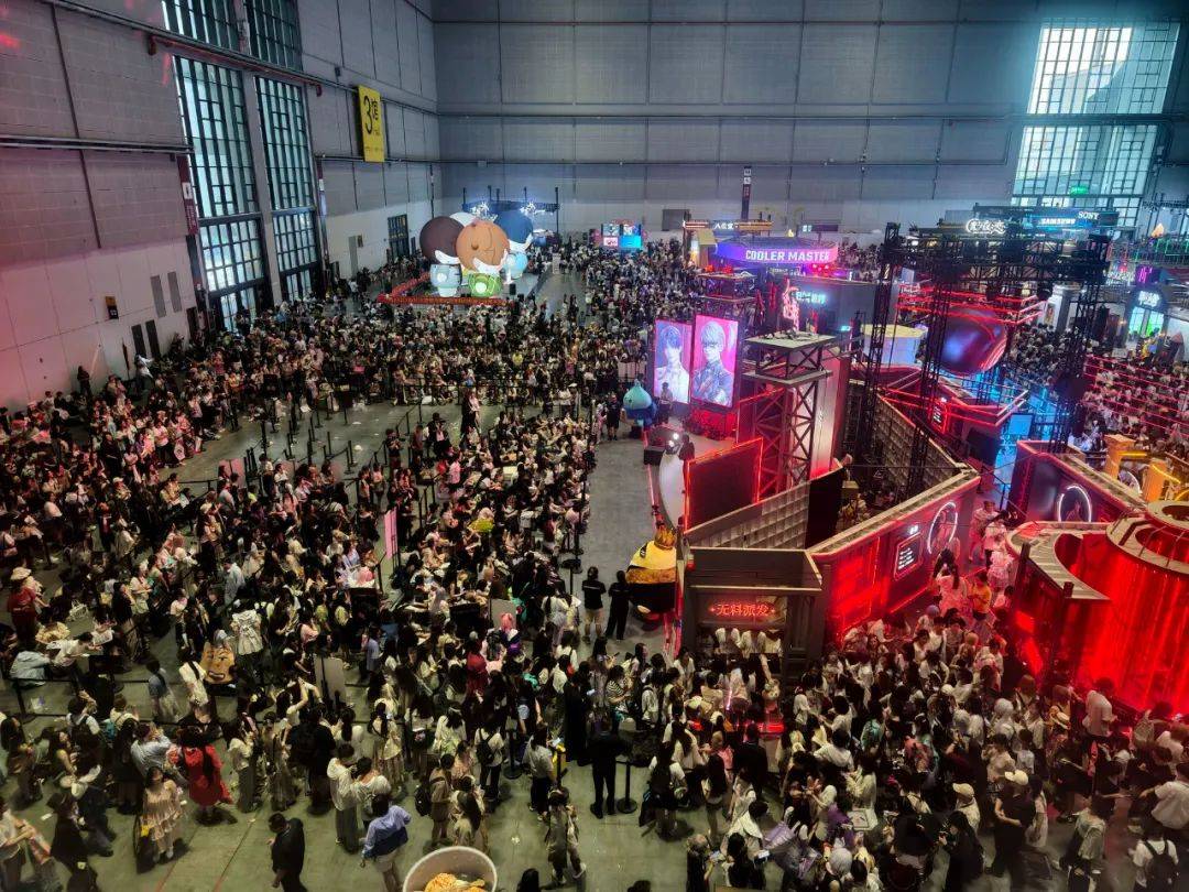 BW2024引爆四叶草：索尼Expo 2024展台，《无限暖暖》惊艳亮相，悠如音乐开启全民演奏时代！_游戏机_乐器_萨克斯