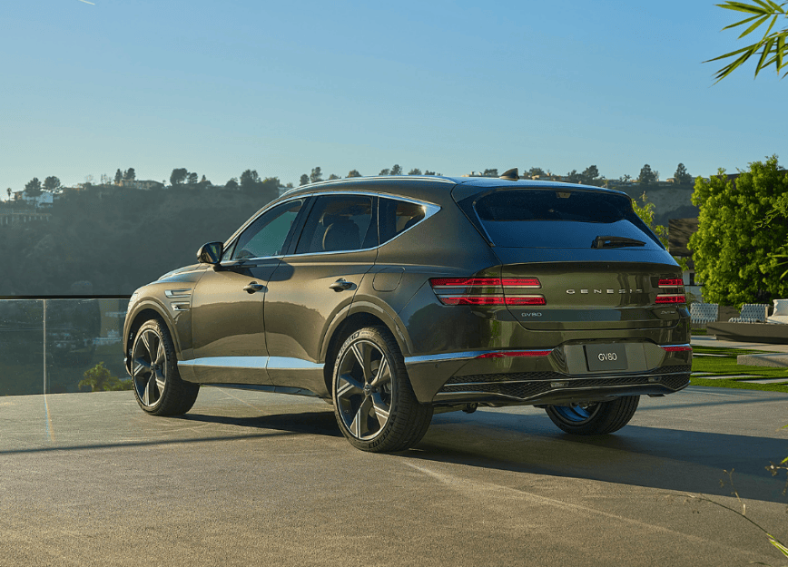 全系2.5T＋8AT，标配4驱，近5米车长提供6/7座！叫好不叫座？_搜狐汽车_搜狐网