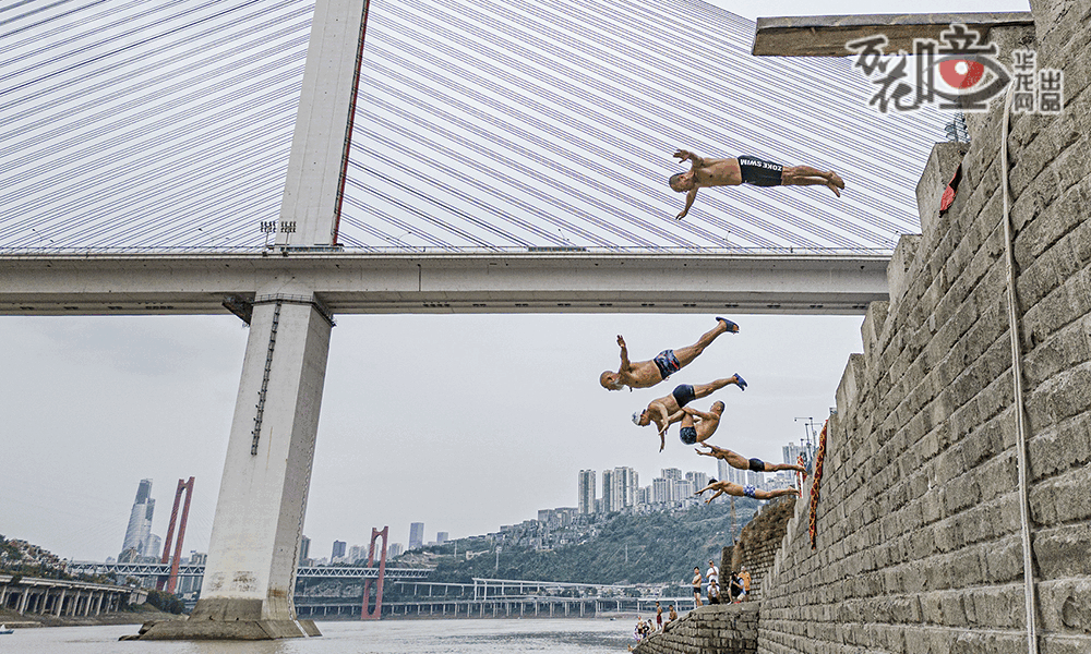 Chongqing’s ‘Dream Team of Diving’_the_跳水_water