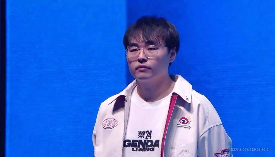 RNG全华血脉觉醒，五大选手同时晋级，S12冠军回归，再度挑战S赛_战队_世界_Bin