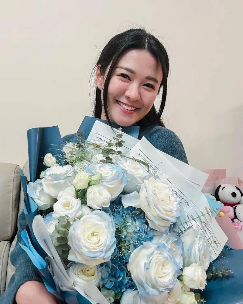 TVB小花历时3年变回长发！近照曝光靓到没朋友！曾因短发被分手_江嘉敏_吐槽_老婆