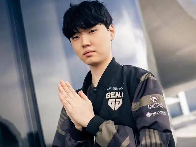 外网博主爆料：多支LPL队伍追求Chovy_选手_世界_阵容