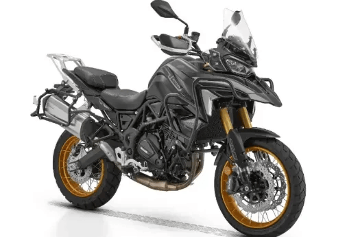 贝纳利发布TRK702智能澎湃版..._搜狐汽车_搜狐网