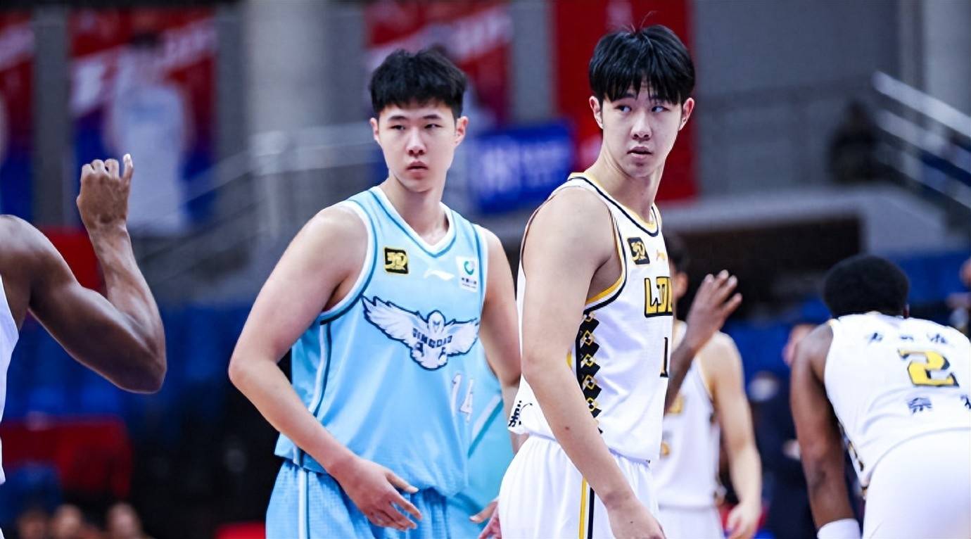 广厦105-93力克青岛，孙铭徽砍下22分5板6助，CBA生涯突破5000分，成队史第三人_比赛_胡金秋