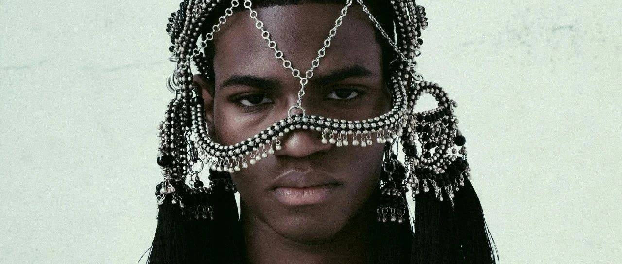 20 岁时尚男模光鲜亮丽，却被警方逮捕涉嫌谋杀，官方通报后时尚圈沉默了_Saxon_Dynus_法律