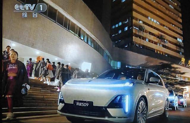 深蓝S09春晚亮相引热议！35万起售，能否撼动理想L9地位？_搜狐汽车_搜狐网