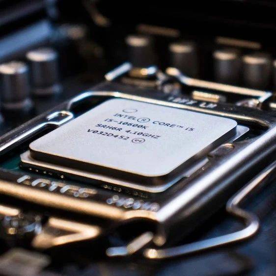 线上 Linux CPU 100% 故障排查总结_问题_pid_定位