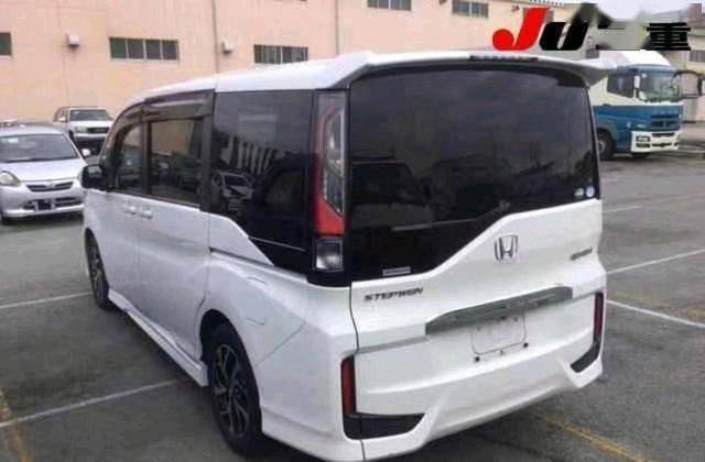 本田10万级家用MPV登场，取名STEPWGN，实用大气_搜狐汽车_搜狐网