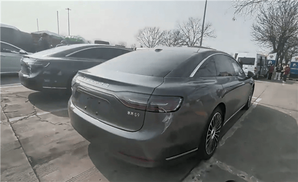 享界S9增程版亮相：四激光雷达加持，能否挑战BBA 56E地位？_搜狐汽车_搜狐网