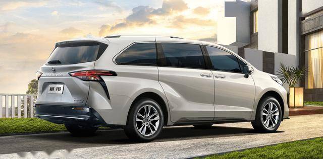 丰田MPV终于低头了，比GL8安全十倍，油耗5L，从近30万降到25万_搜狐汽车_搜狐网
