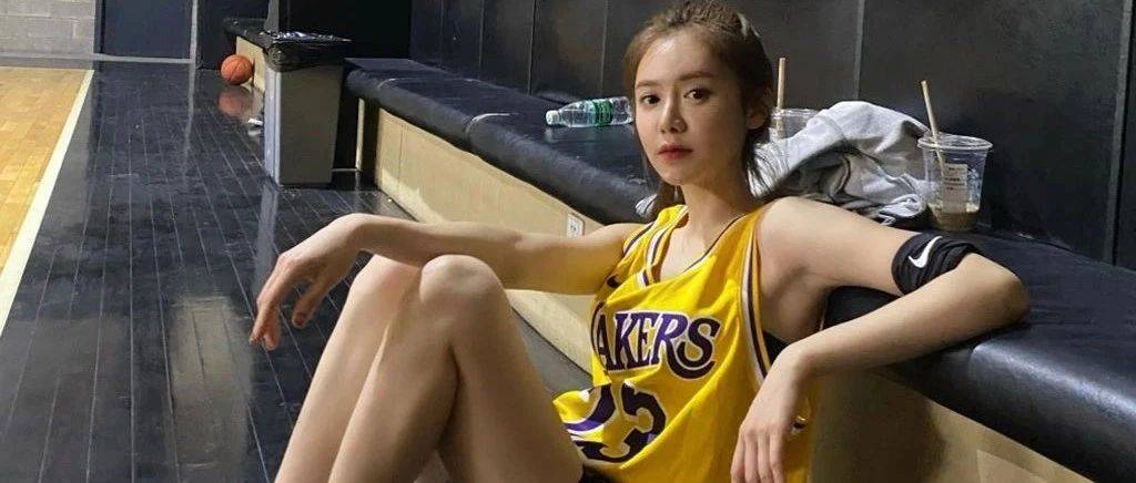 队友辟谣王楚钦姐弟恋传闻，美娜公开理想型男友条件，大头符合几个？_1_CBA_NBA