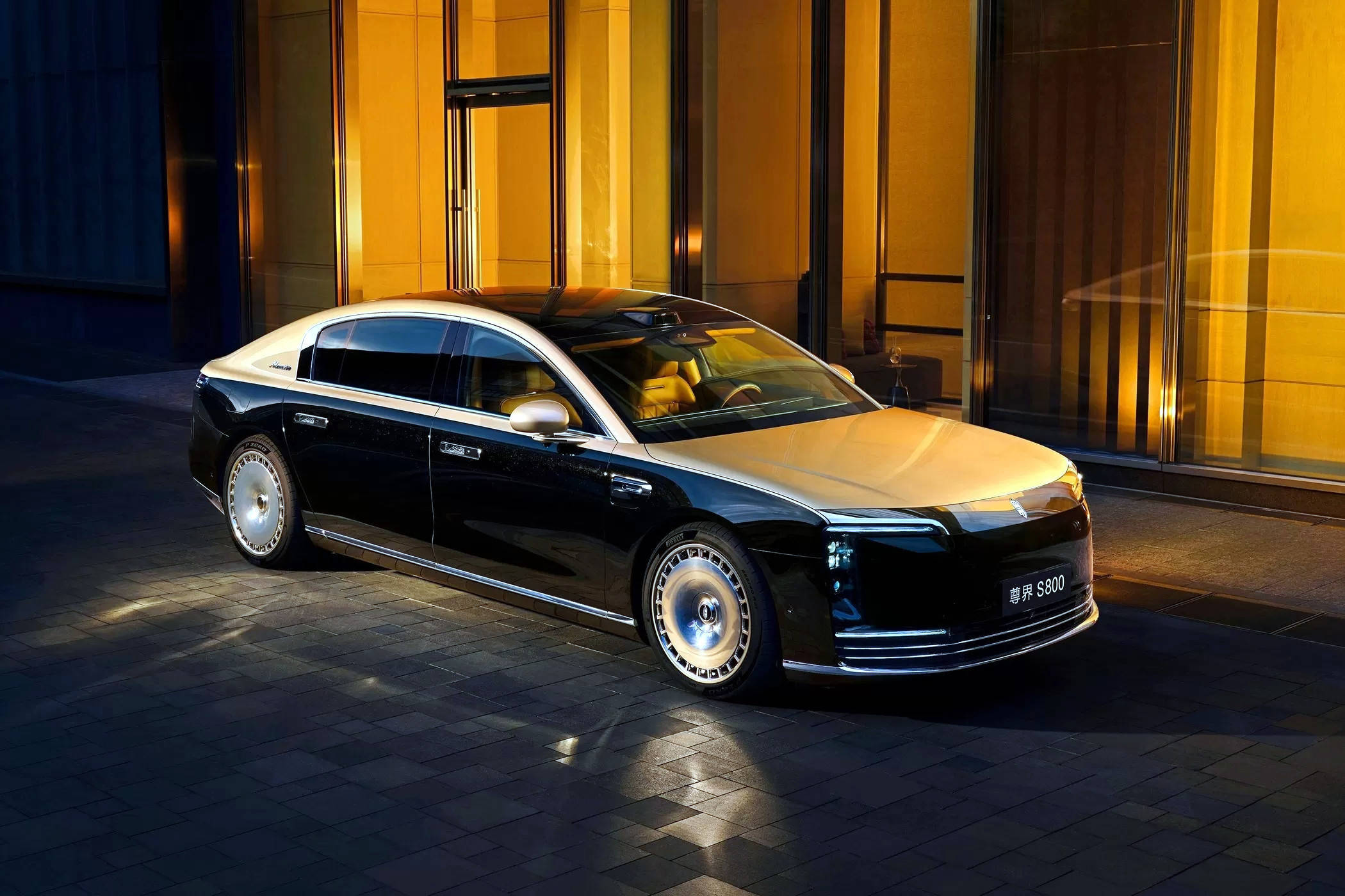 华为尊界S800豪华登场，能否撼动迈巴赫市场地位？_搜狐汽车_搜狐网