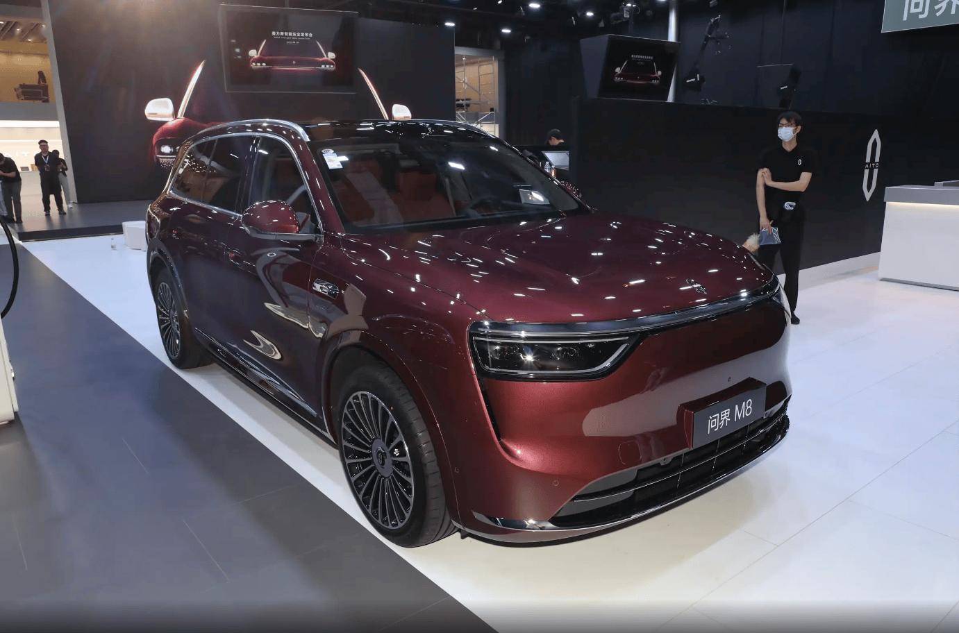 问界M8月销过万，高端自主SUV新贵，性价比究竟如何？_搜狐汽车_搜狐网