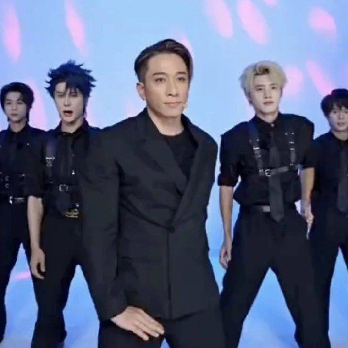 TVB“300岁老人男团道”出道，“烧”起来了！_王浩信_吴卓羲_观众