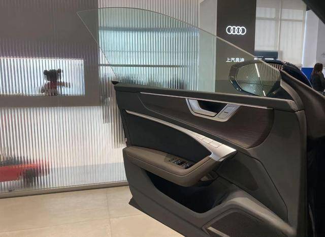 三冠王奥迪A7L杀疯了！29万起捅穿C级豪华天花板_搜狐汽车_搜狐网