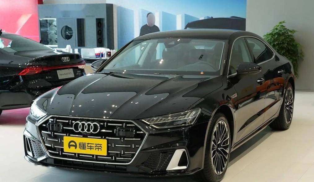 41万起的奥迪A7L杀疯了！实测比宝马5系香在哪，看完你就懂了_搜狐汽车_搜狐网