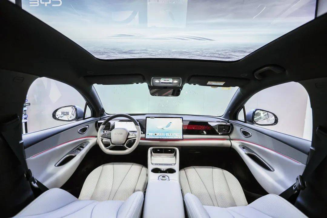 2025最值得期待的中型SUV来了！海狮06DM-i & 海狮06EV新车到店_搜狐汽车_搜狐网